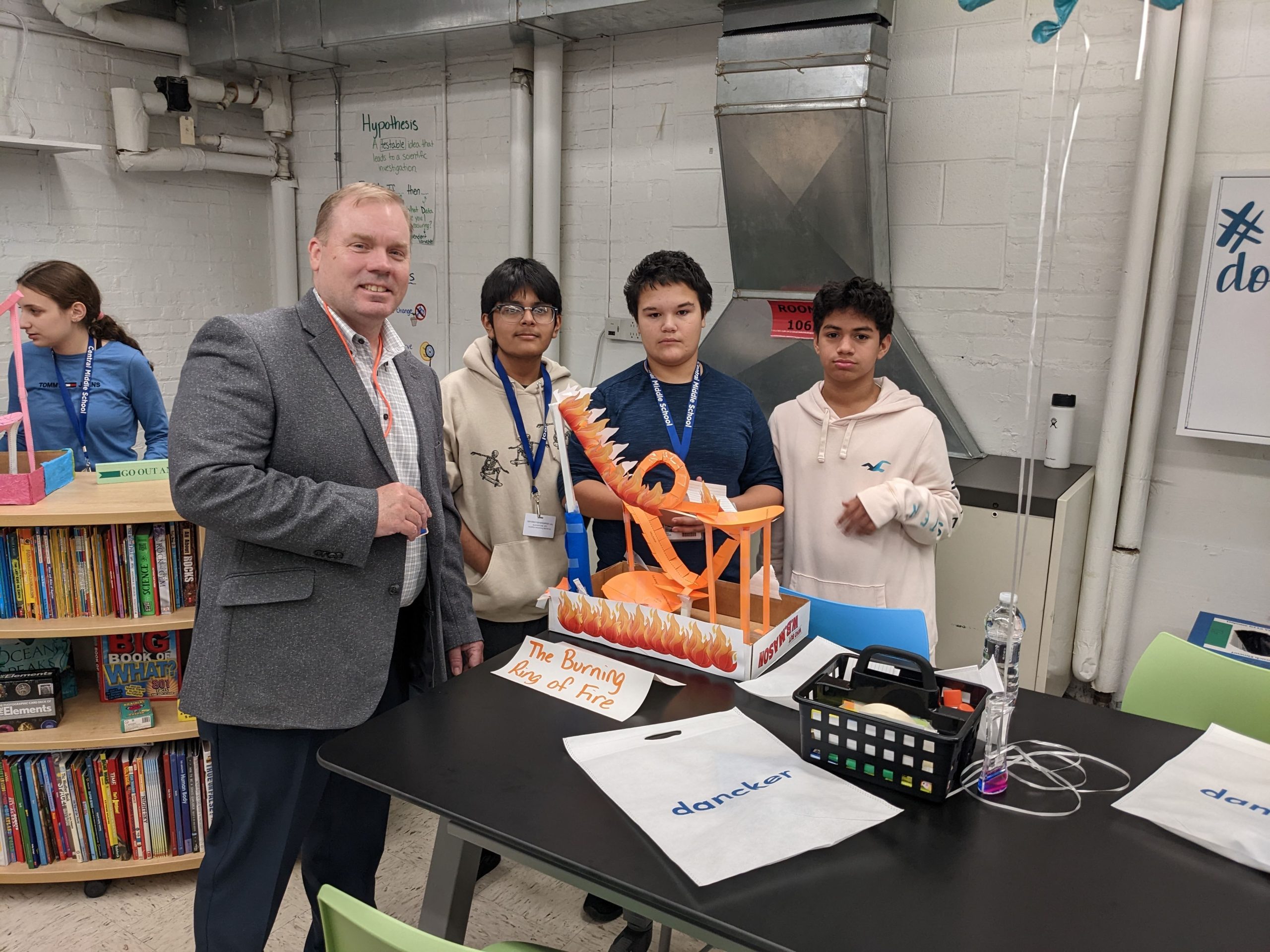 ReIMAGINE Your Classroom Contest 2022 Winner - dancker