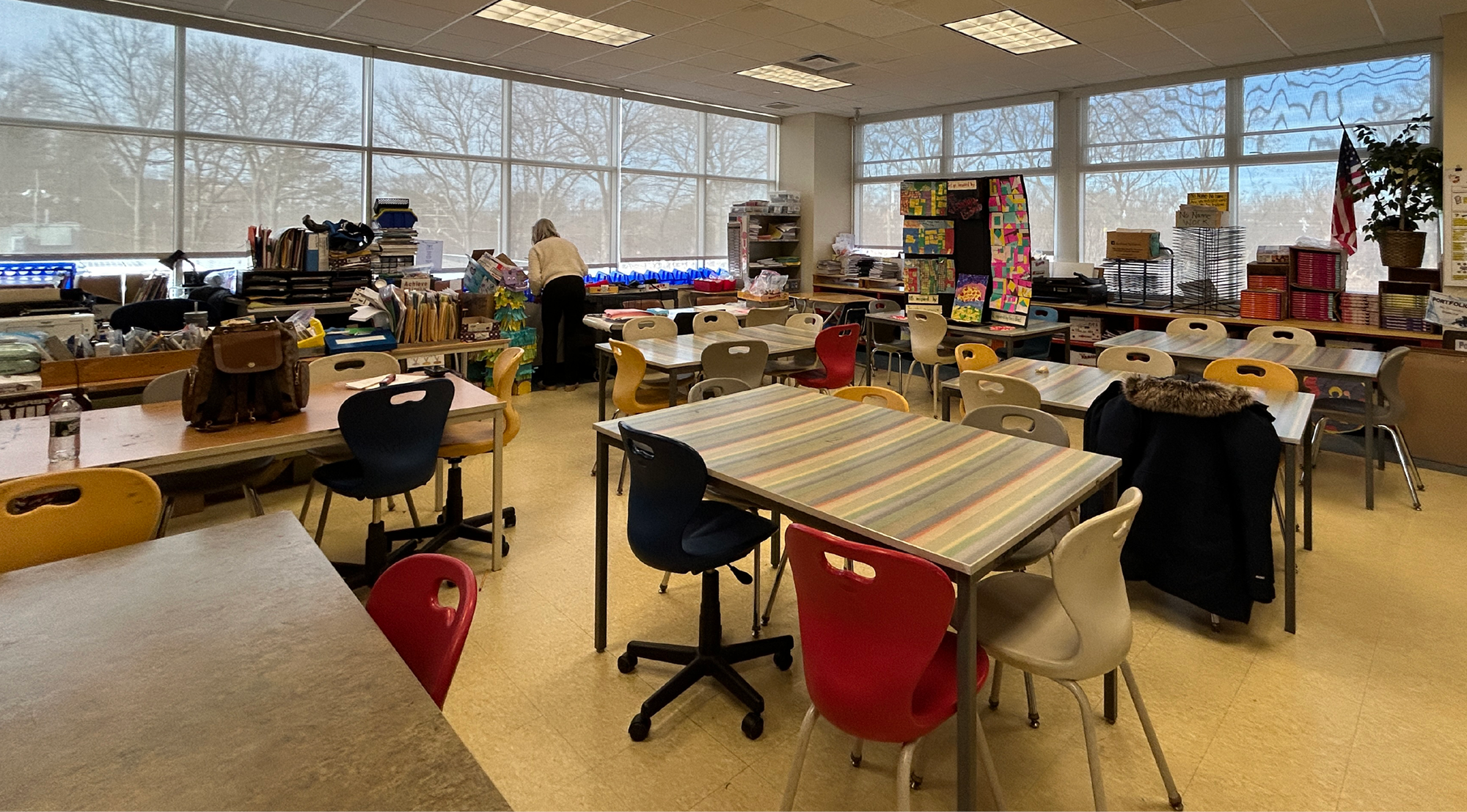 Park Elementary | Art Classroom - dancker